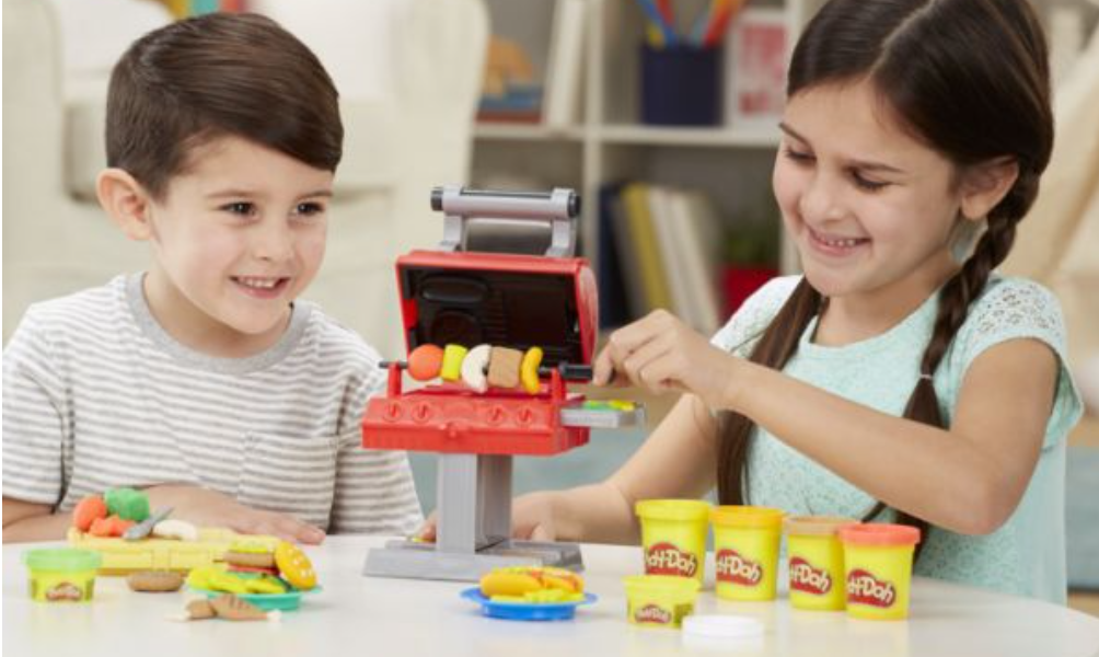 Giúp trẻ phát triển IQ vượt bậc nhờ trò chơi bột nặn cho bé
