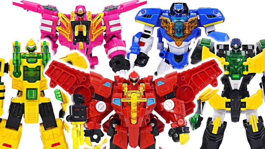 Chia sẻ cách chọn mua robot đồ chơi cho bé phát triển trí thông minh