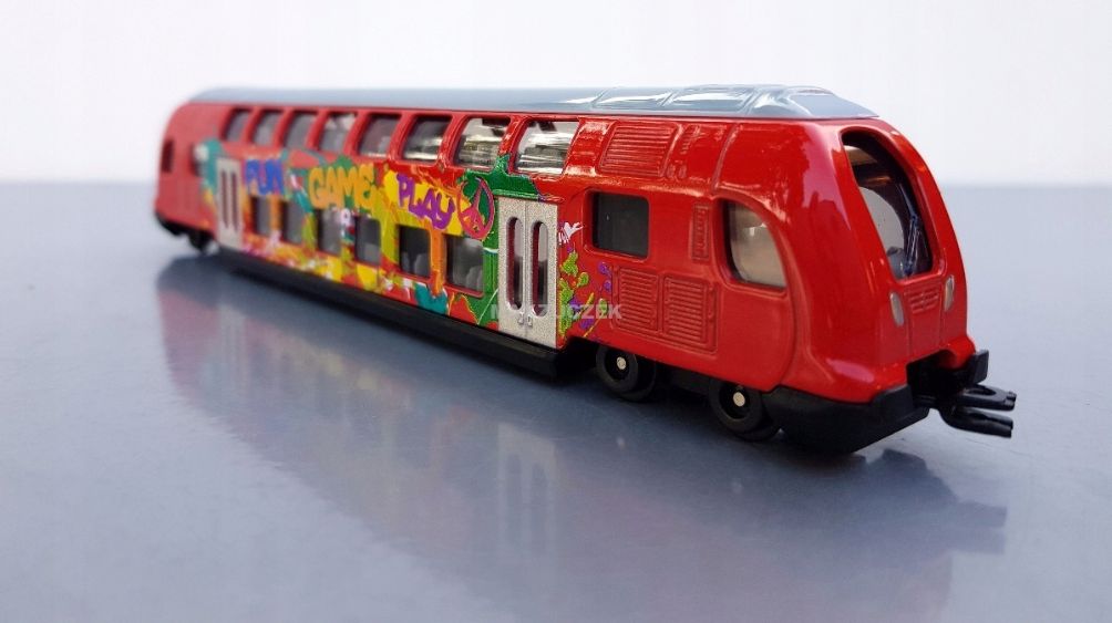 Collection of top 10 cool Siku model cars that make boys fascinated